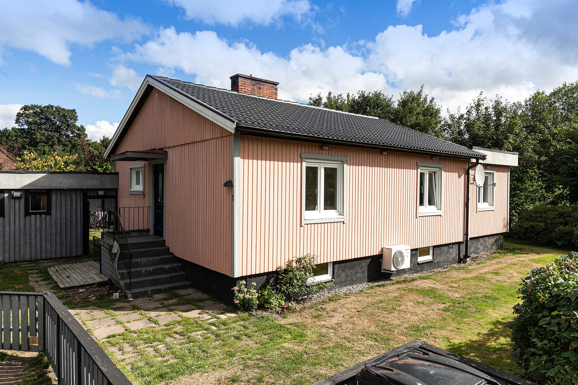 Pappersbruket Gårdsstigen 5 Villa/Radhus - Riksmäklaren