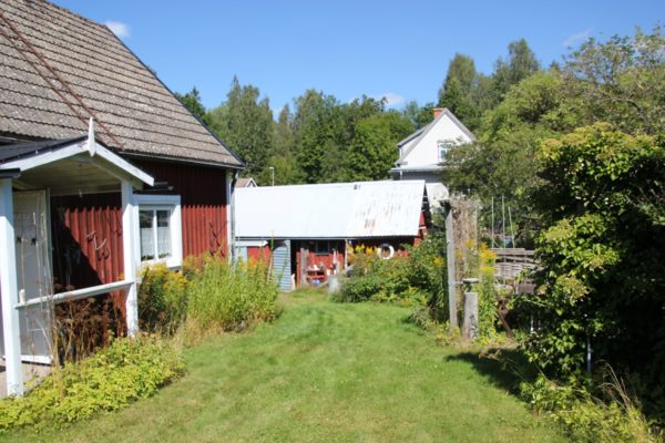 Kyrkhult. Backstigen 6 Villa/Radhus - Riksmäklaren